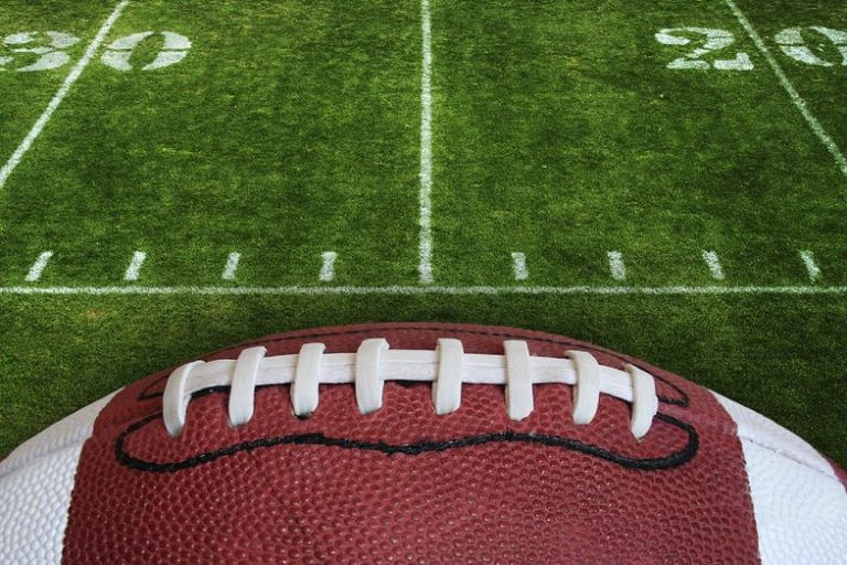 American Football Field – Yard Lines, Goals, Hash Marks & the End Zone ...